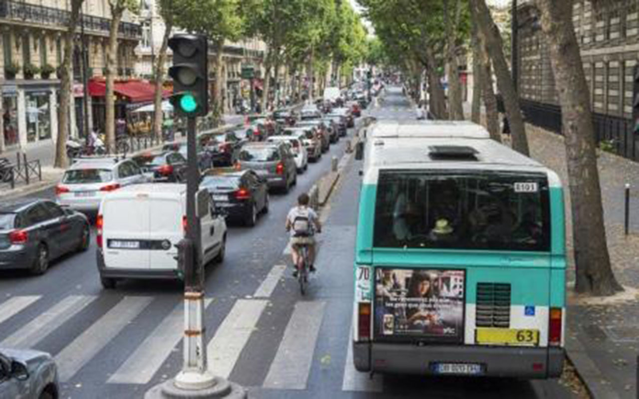 Improving service through bus priority schemes - Imperial Consultants